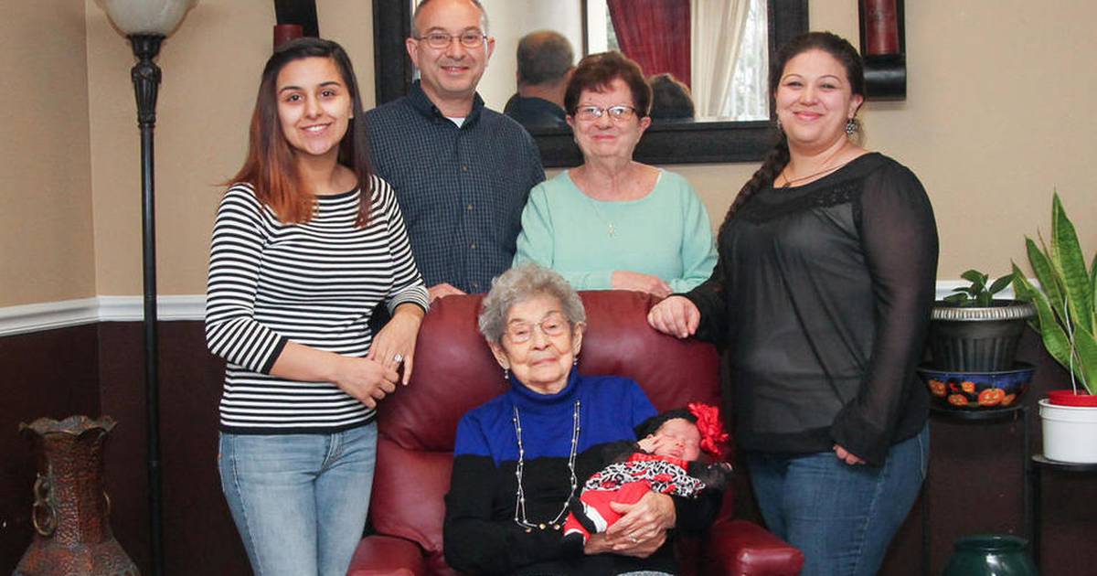 Morris family tree has six living generations' worth of branches – Shaw ...