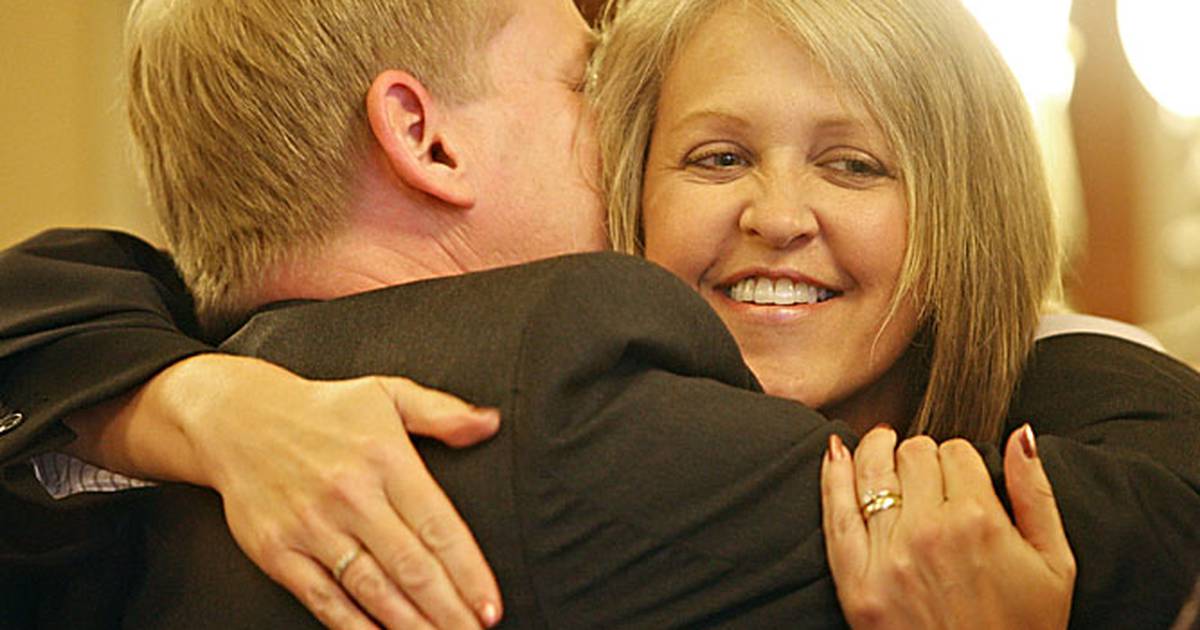 Marcy Buick sworn in as associate judge for 16th – Shaw Local