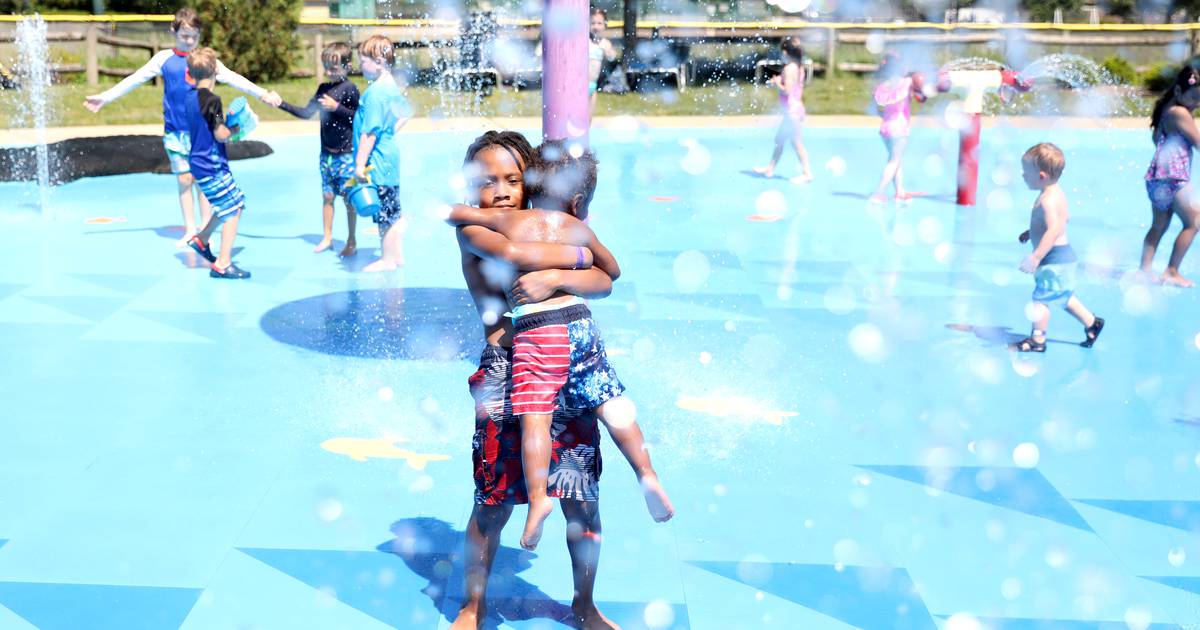 Photos: Keeping cool at the Ty Warner Park splash pad in Westmont ...