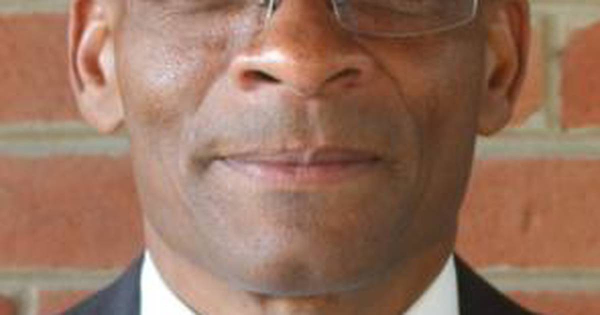 Group plans protest, says Bolingbrook HS principal does not want to ...