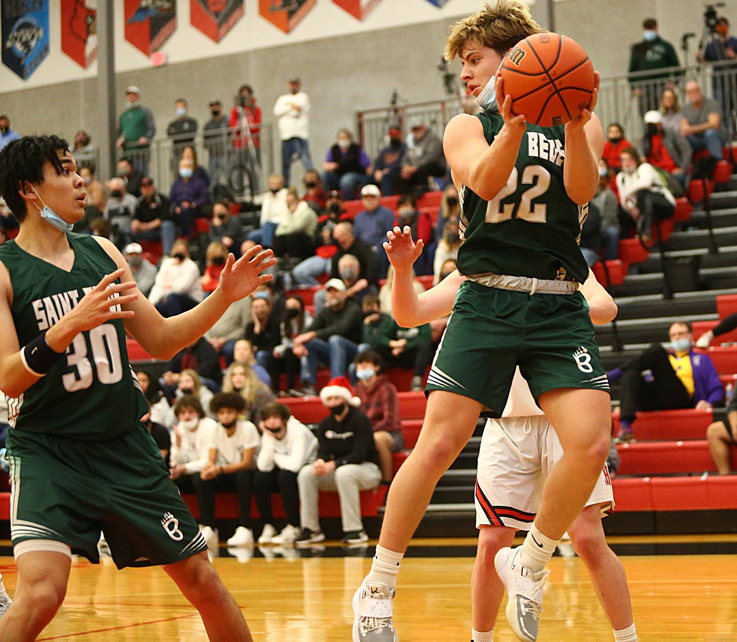 Boys basketball: Paul Hart’s 40 trumps Mac Resetich’s 31 as St. Bede ...