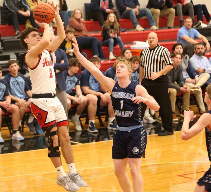 Photos: Bureau Valley boys basketball beats Hall, 59-48 – Shaw Local