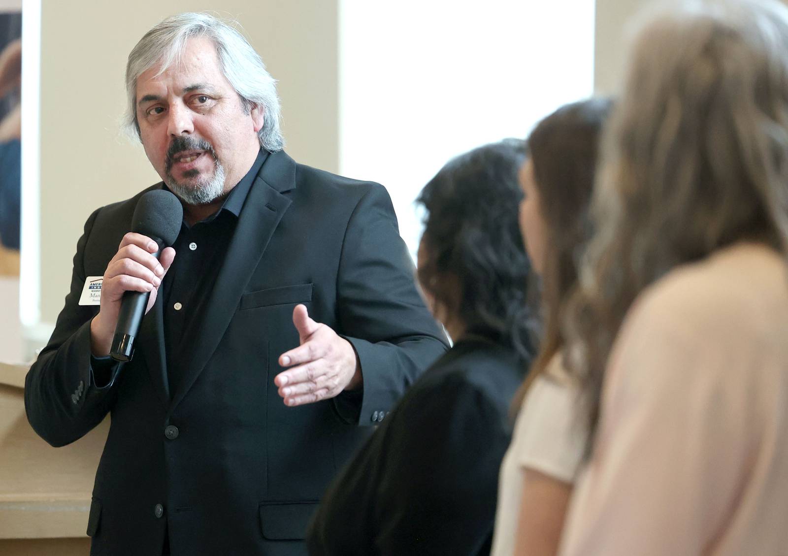 Photos: Sycamore Chamber presents awards at annual meeting – Shaw Local