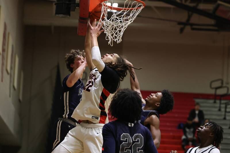 Photos: Oswego East vs. Bolingbrook Boys Basketball – Shaw Local