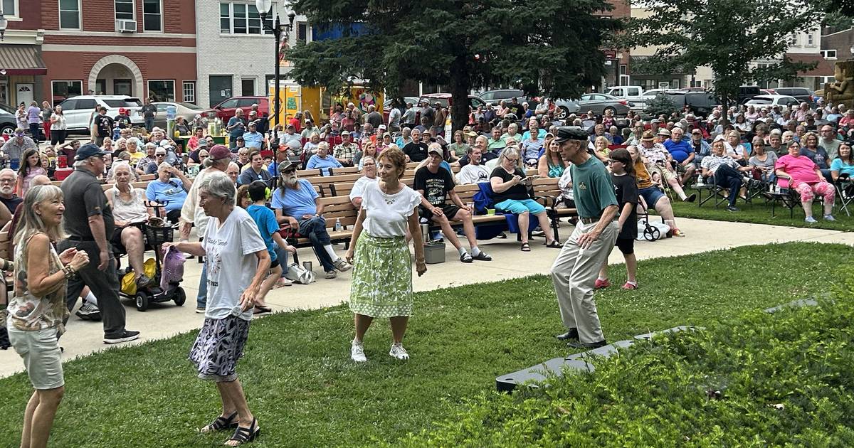 Captain Rat and the Blind Rivets get the crowd rockin’ and rollin’ at ...