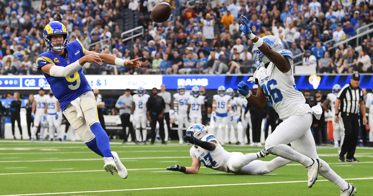 Matthew Stafford rallies Rams to 41-34 victory over Lions, clinching ...