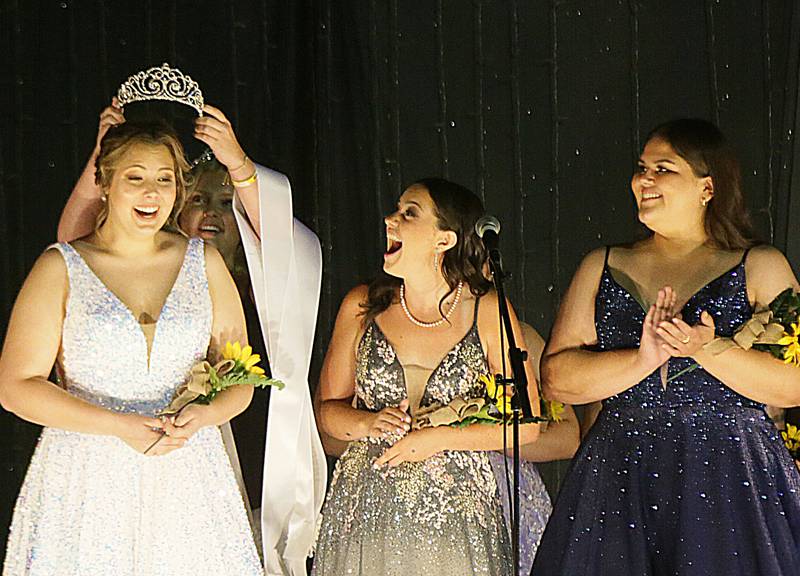Photos: Mendota Sweet Corn Festival Pageant – Shaw Local