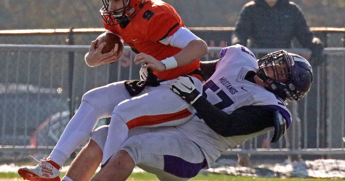 Nate Pedraza, Rolling Meadows 'D' dominant at Wheaton Warrenville South ...