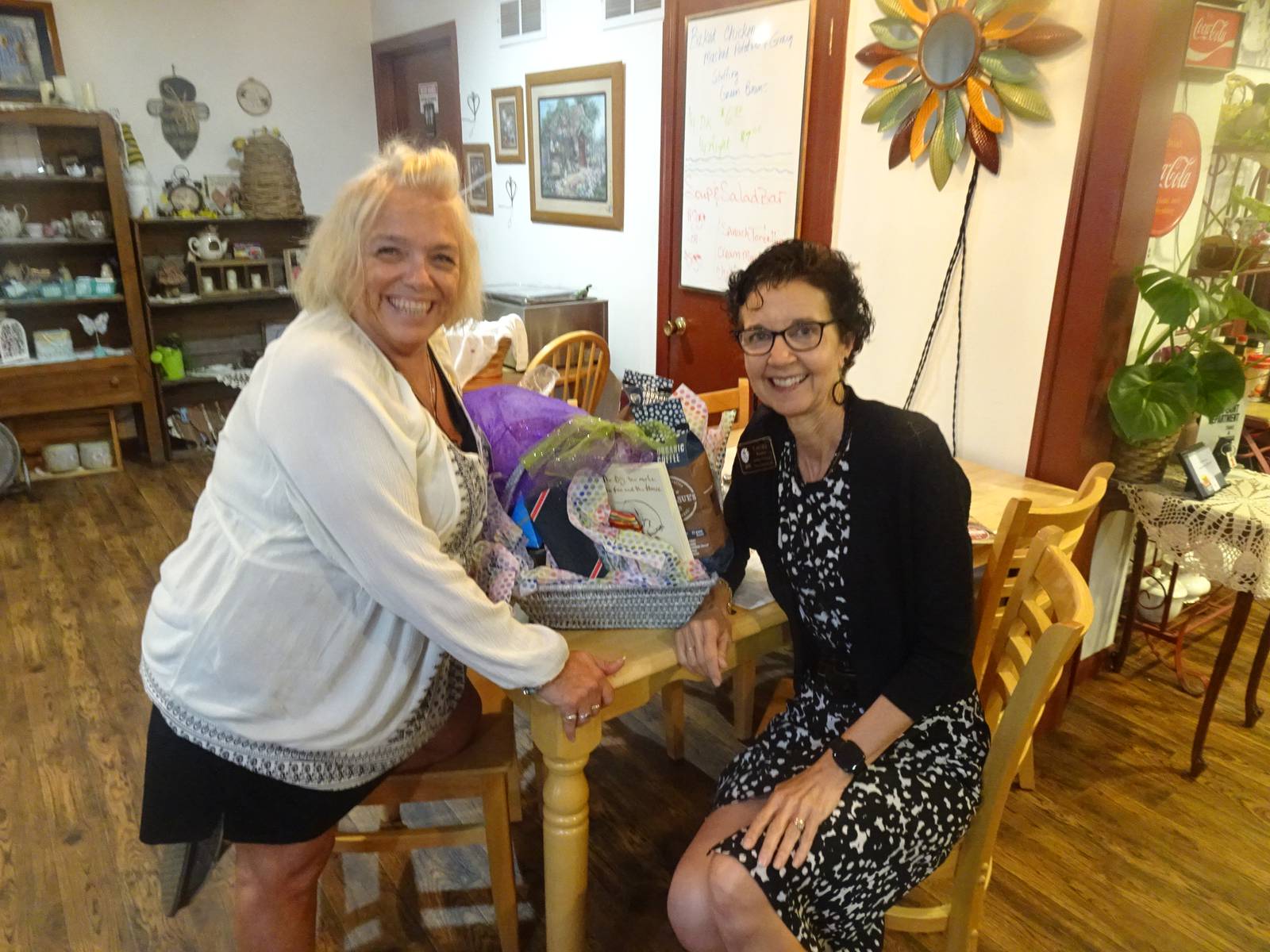 Rotary District Governor visits Putnam County Rotary – Shaw Local