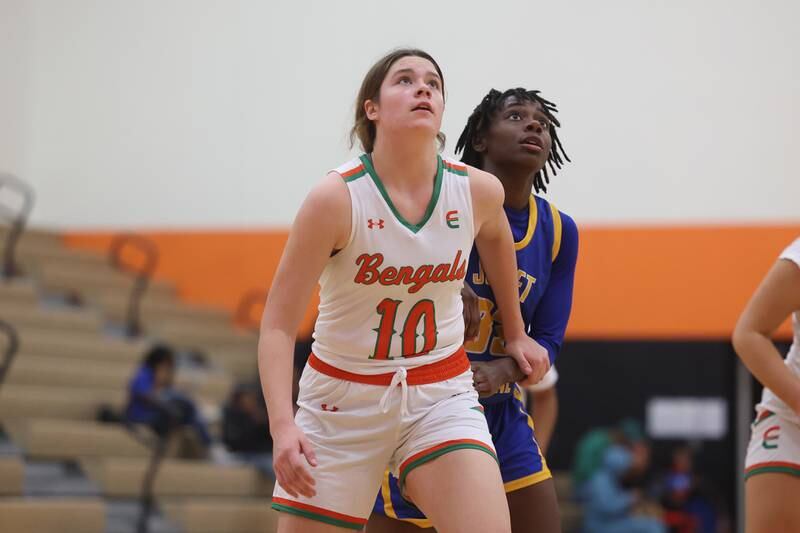 Photos: Joliet Central vs. Plainfield East Girls Basketball – Shaw Local