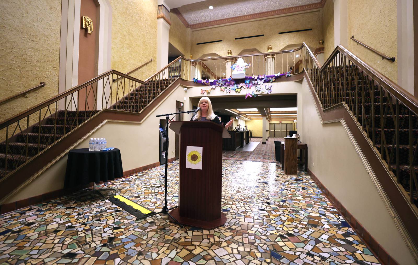 Photos: Safe Passage holds domestic violence vigil in DeKalb – Shaw Local