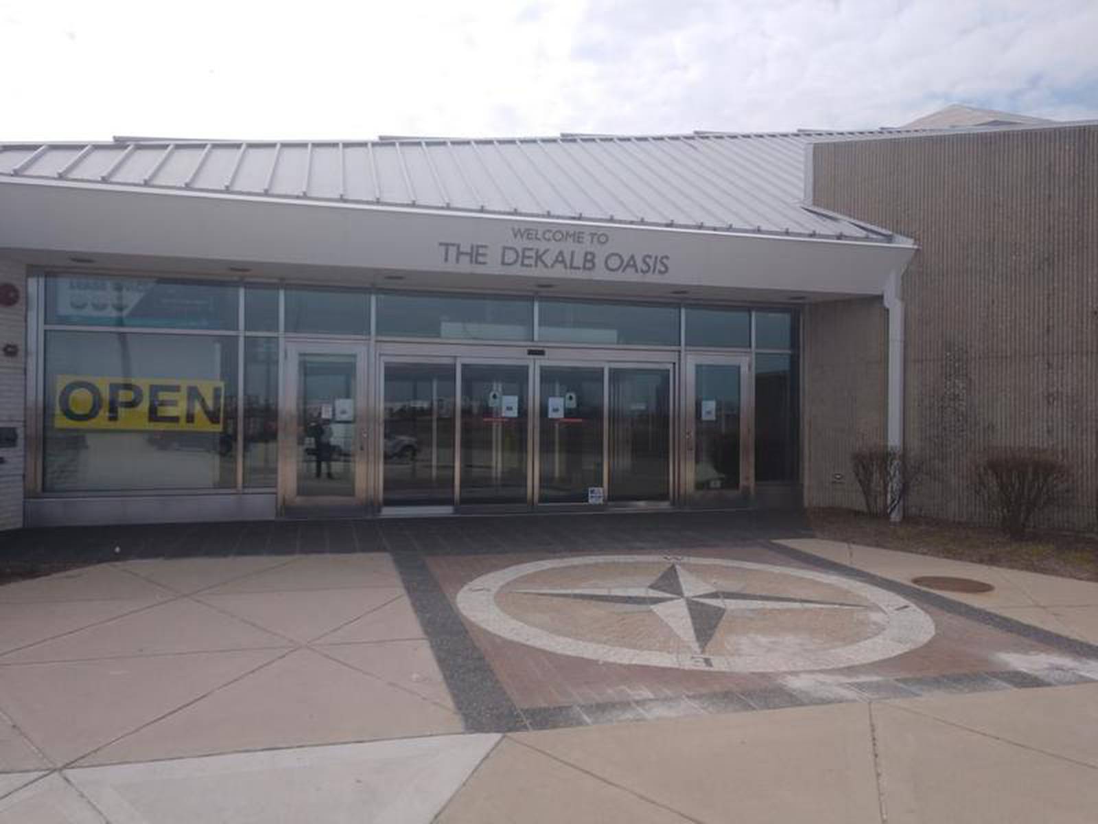 Three restaurants at DeKalb Oasis close due to COVID-19 economic ...