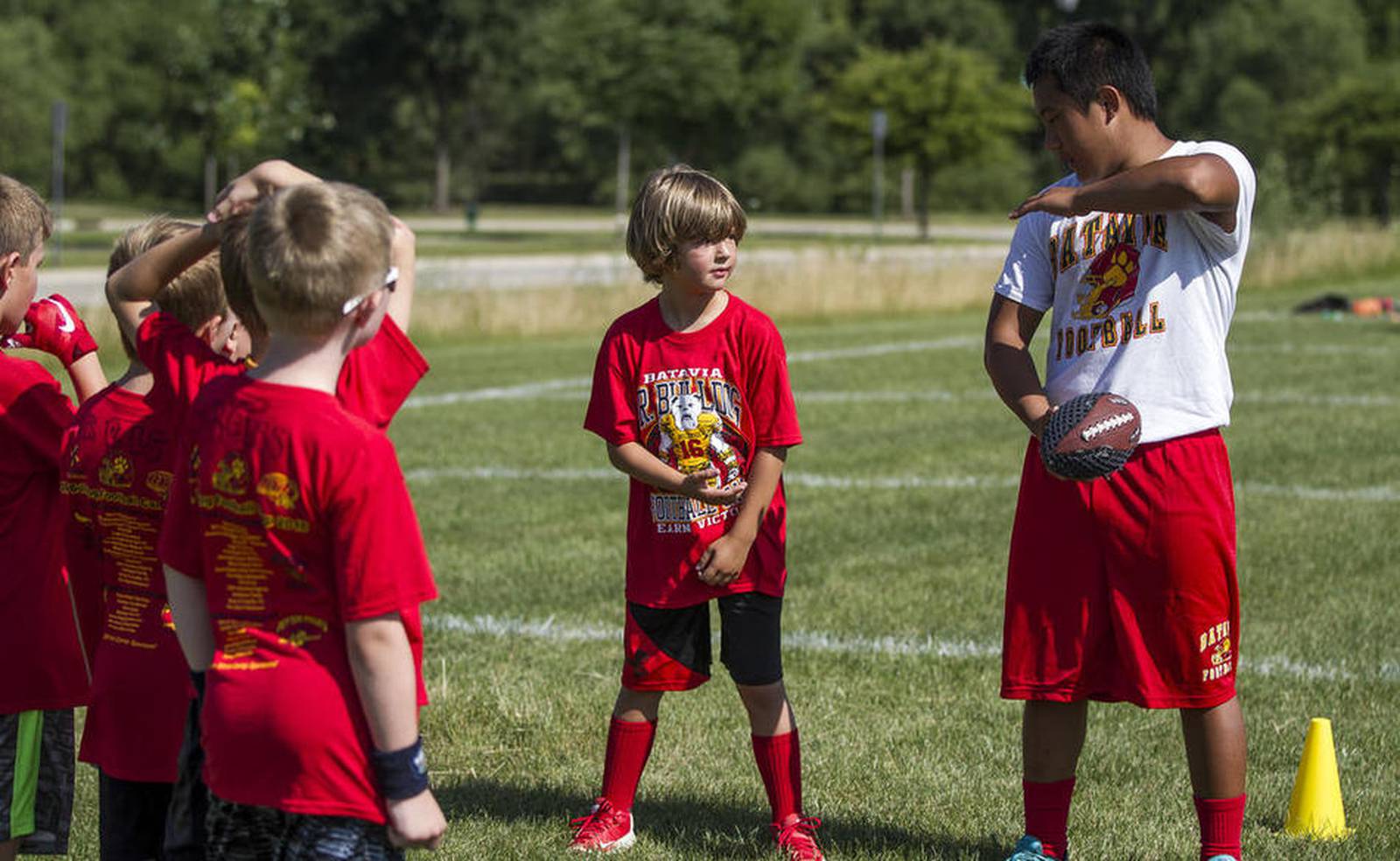 BHS, Batavia Youth Football Bulldogs take field together – Shaw Local