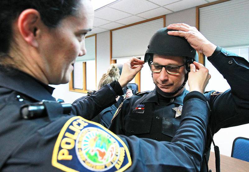 McHenry Police Department receives donated safety equipment – Shaw Local