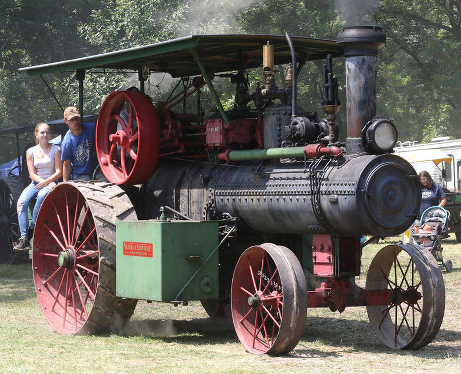 Sycamore threshing bee starts Thursday – Shaw Local