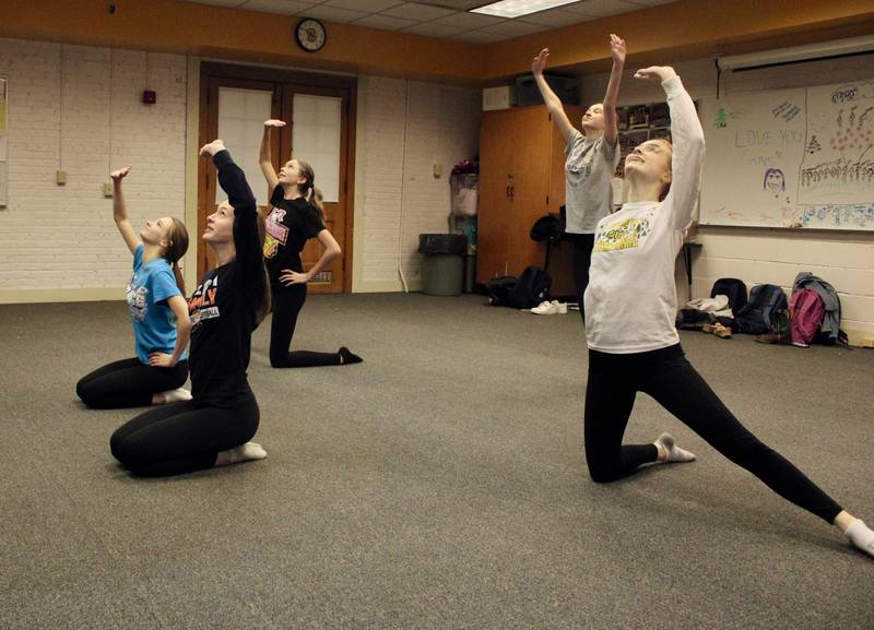 Photos: Sterling High School competitive dance prepares for sectional ...