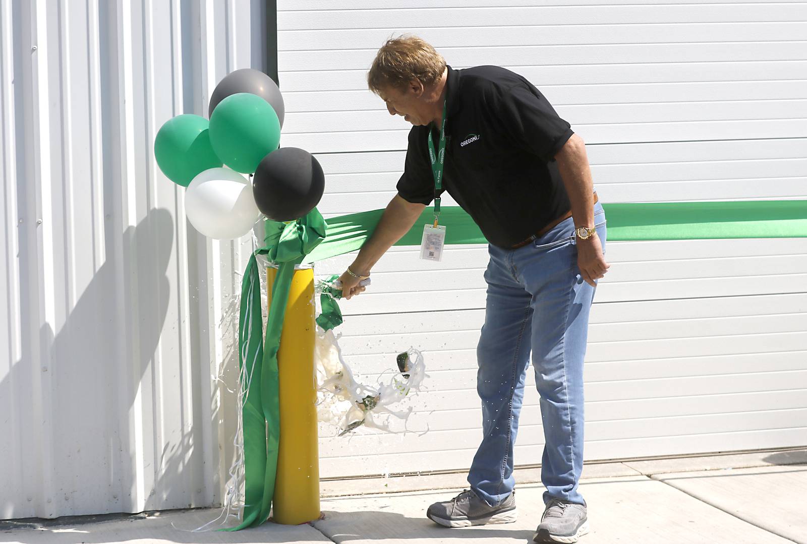 Photos: Oregonix Farms opens new craft grow facility in Huntley – Shaw ...