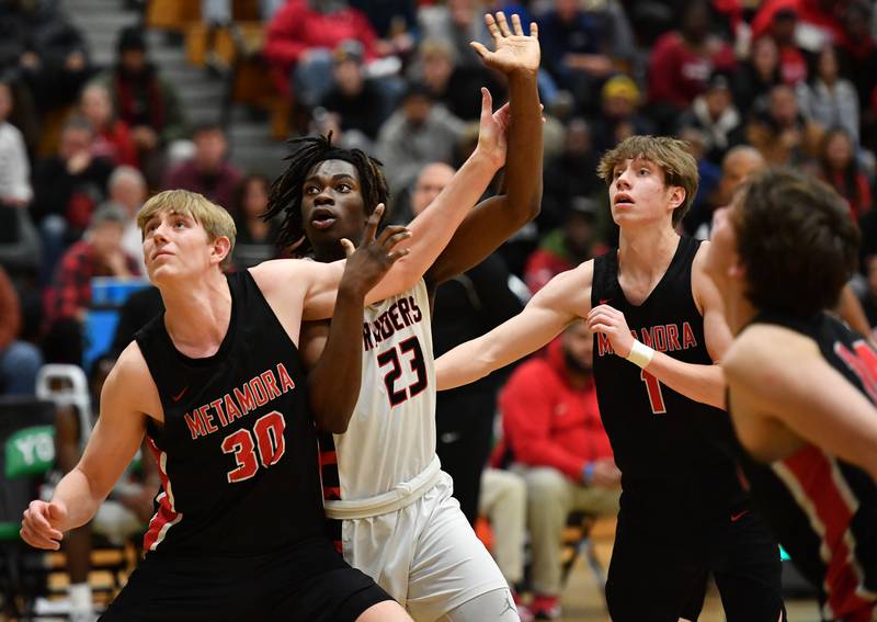Photos: Bolingbrook vs. Metamora Boys Basketball – Shaw Local