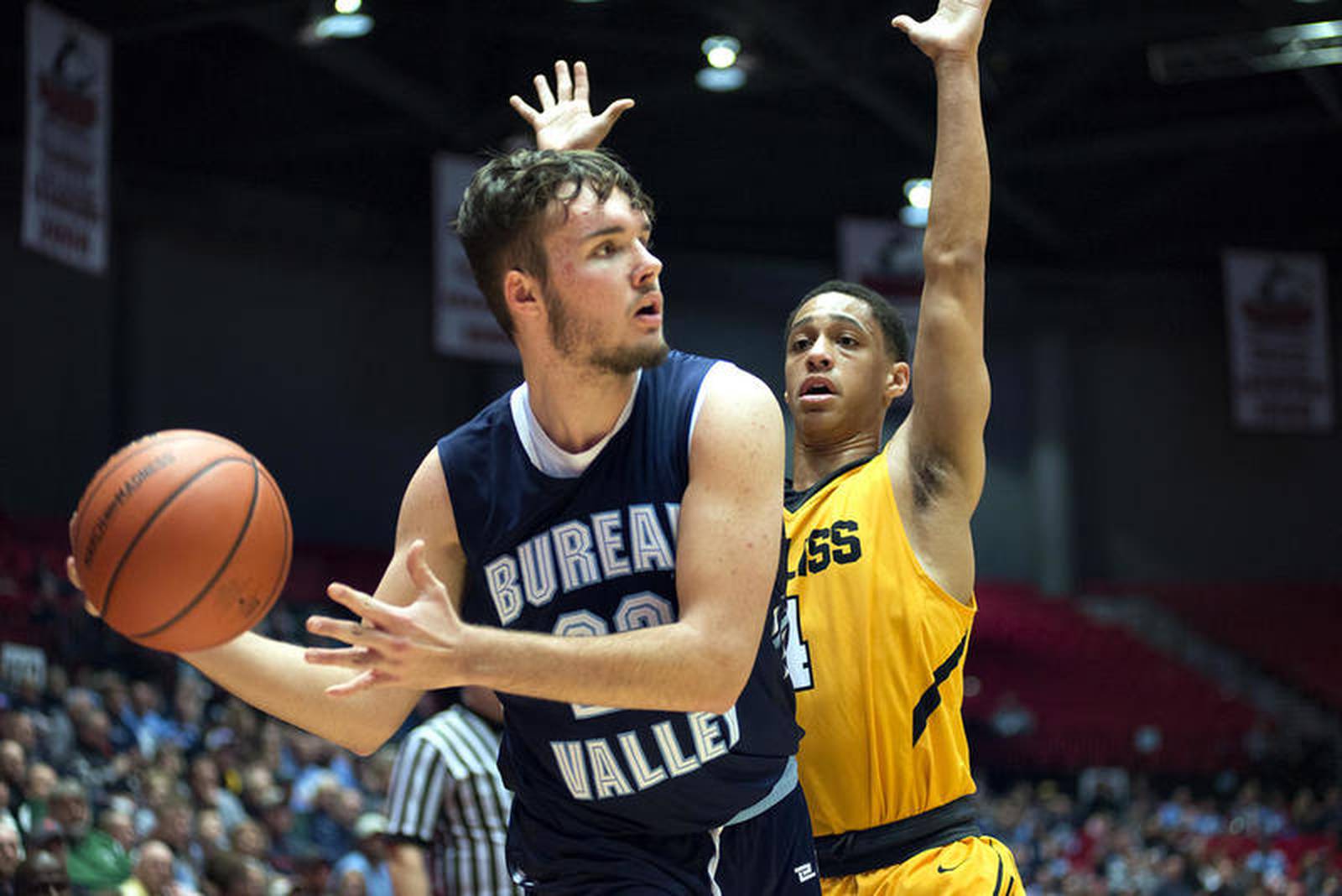 Catching up with Noah Simon: Former Bureau Valley player chasing ...