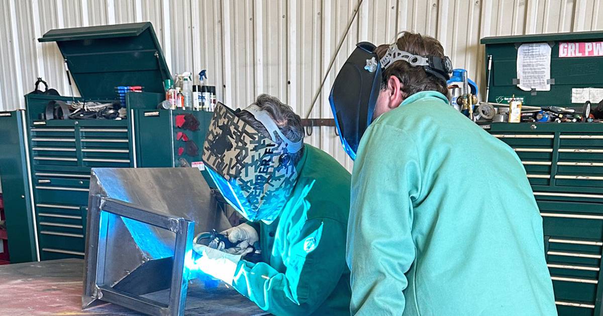 IVCC’s junior welding camp featured in national trade magazine – Shaw Local