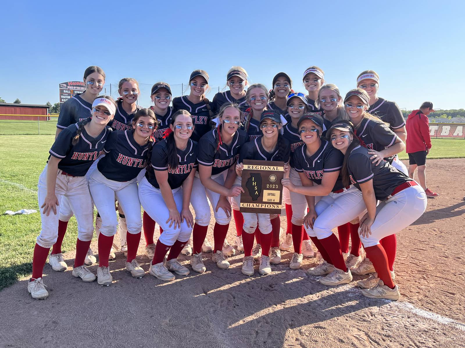 Softball: Sadie Svendsen’s home run lifts Huntley past McHenry for 8th ...