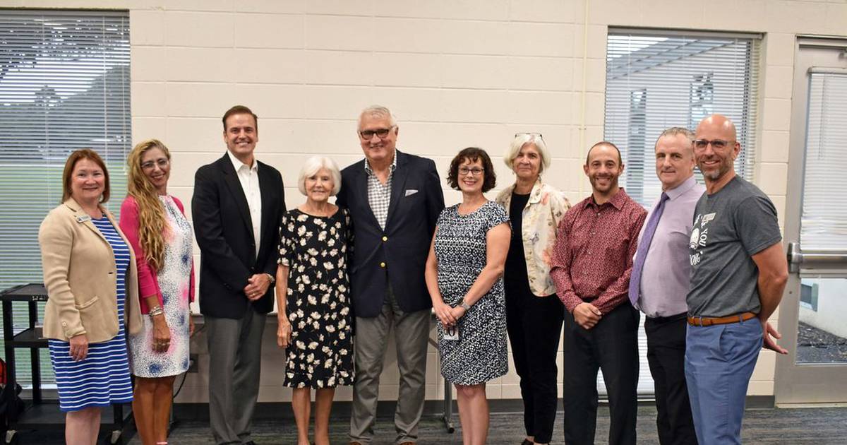 St. Charles School Board names meeting room after former School ...