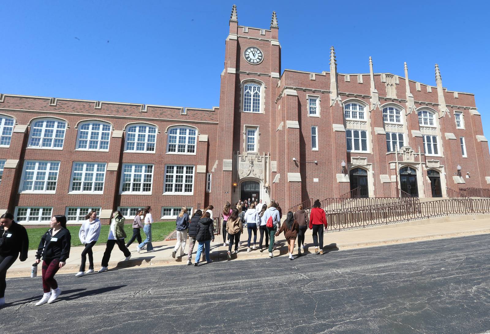 La Salle-Peru High School students experience life as a Naperville ...