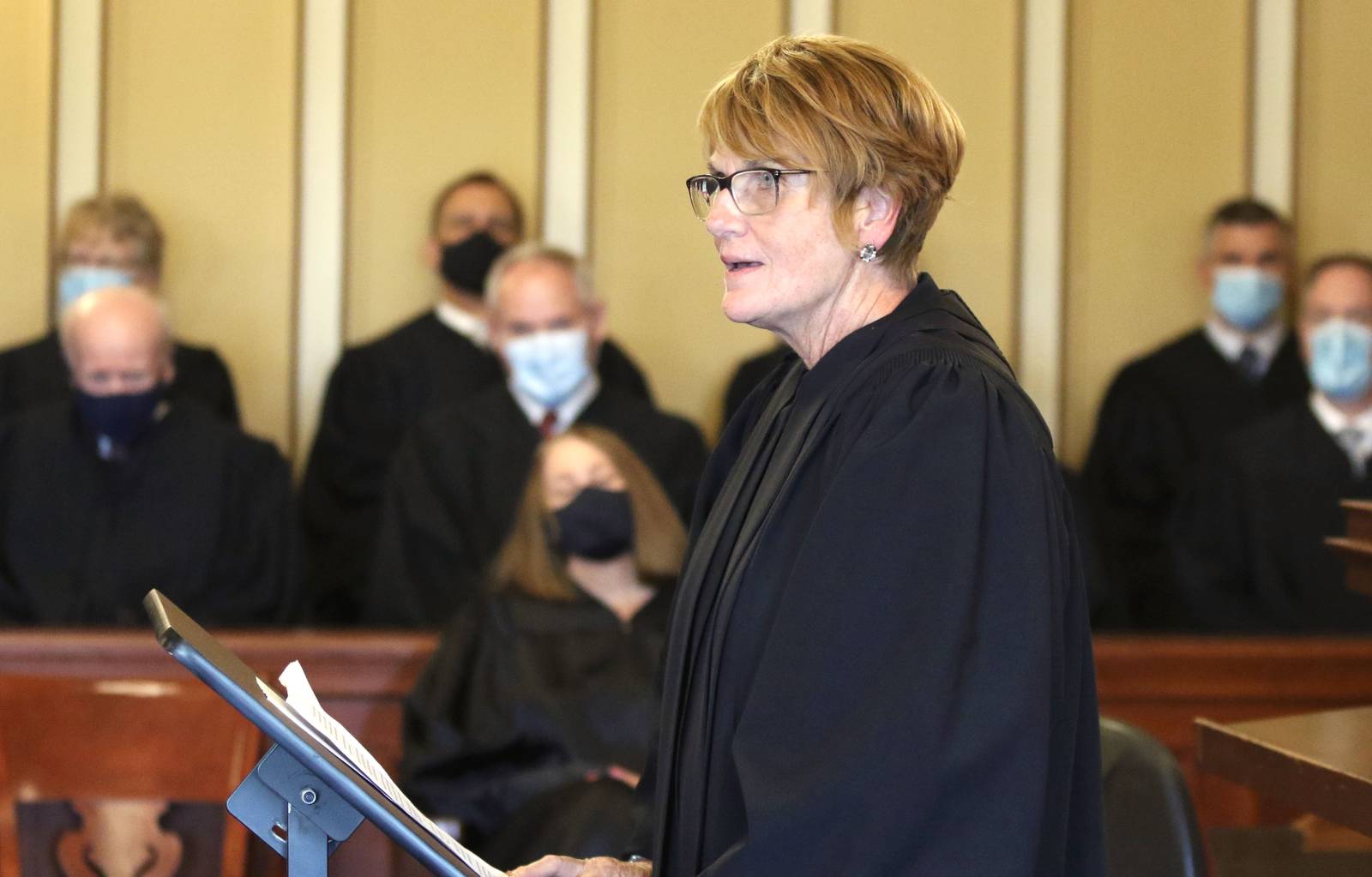 Stephanie Klein sworn in as associate circuit judge Monday – Shaw Local