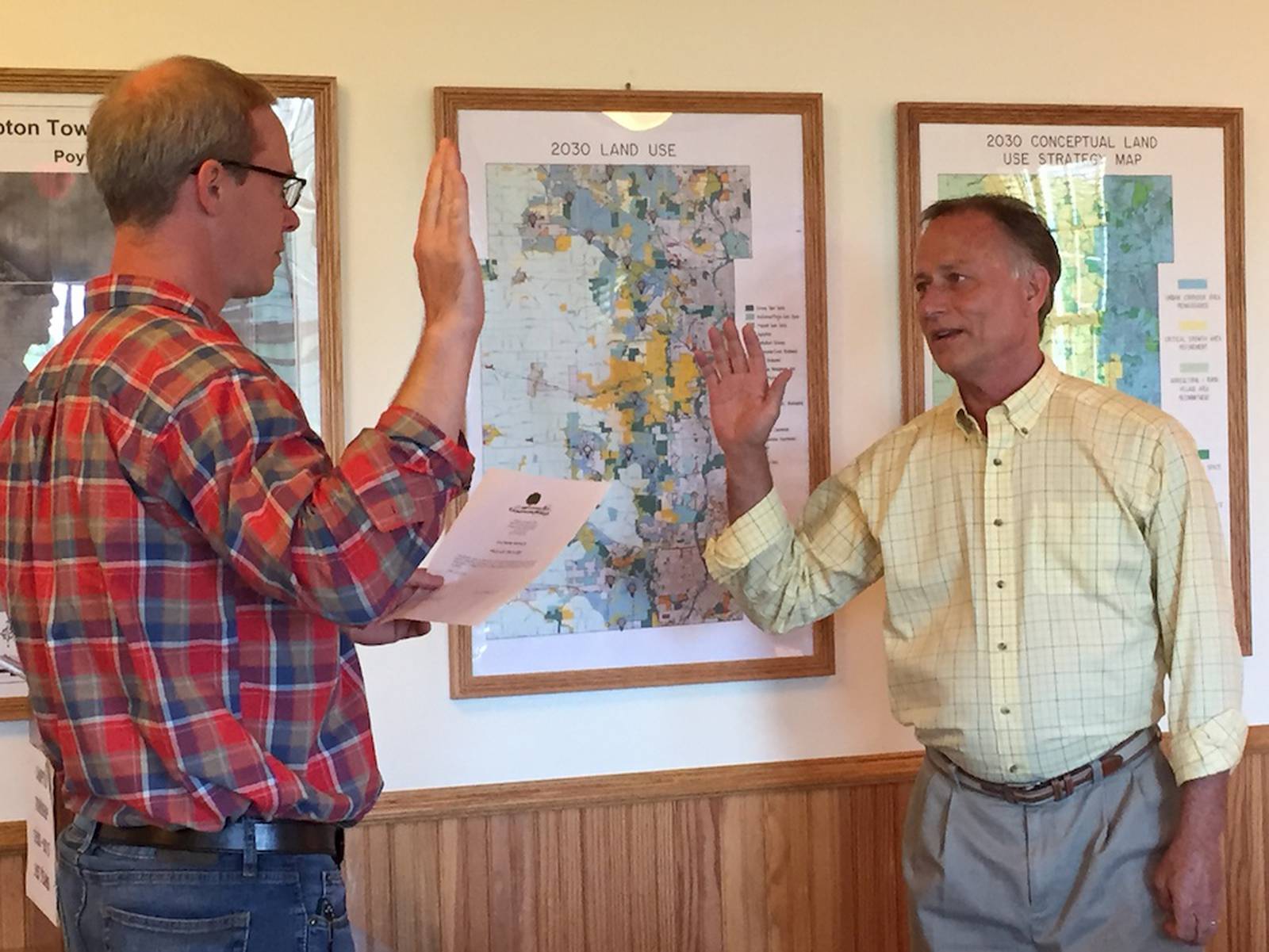 Mike Tyrrell sworn in as latest Campton Hills trustee – Shaw Local
