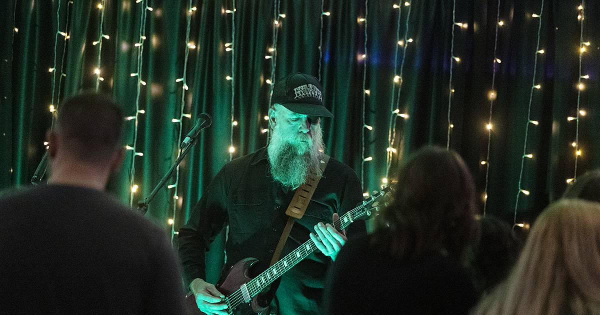 Bands take stage to ‘Save Rosbrook’ – Shaw Local