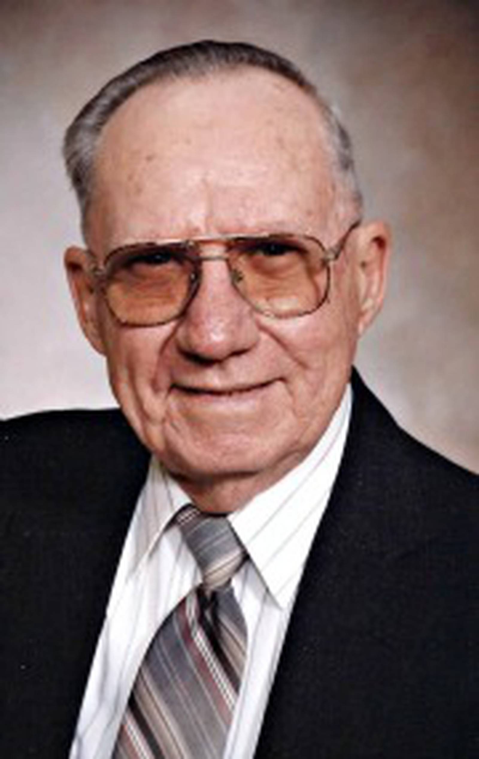 Leonard Jesiolowski – Shaw Local