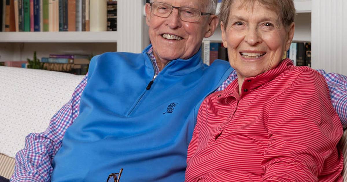 Crystal Lake’s Bob and Rosemary Blazier celebrate 75 years of marriage ...