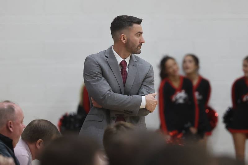 Photos: Lincoln-Way Central vs. Lemont Boy Basketball – Shaw Local