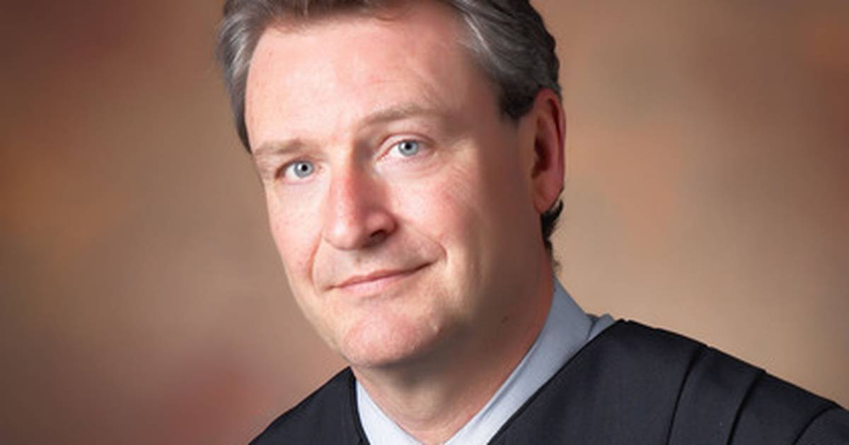Associate Judge Strickland bids farewell to 19th Judicial Circuit ...