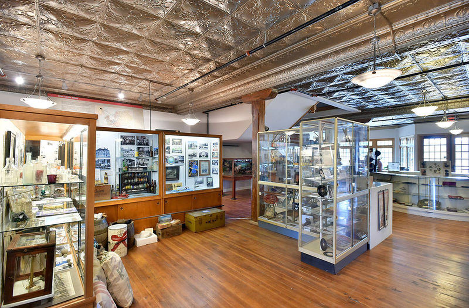 The Local Scene: Museums, swing dancing, model trains and kumla star in ...