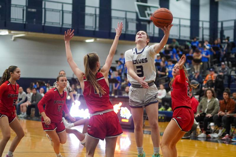 Photos: Oswego East vs. Yorkville in girls basketball – Shaw Local