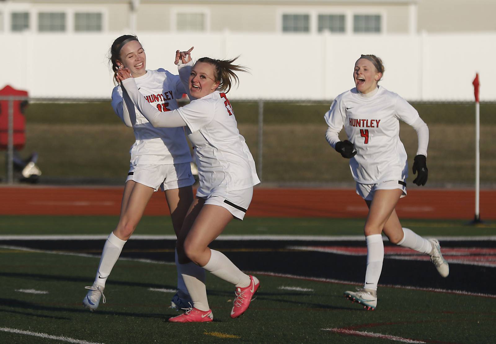 Girls soccer: Peyton Kohn scores late to help Huntley tie Boylan ...