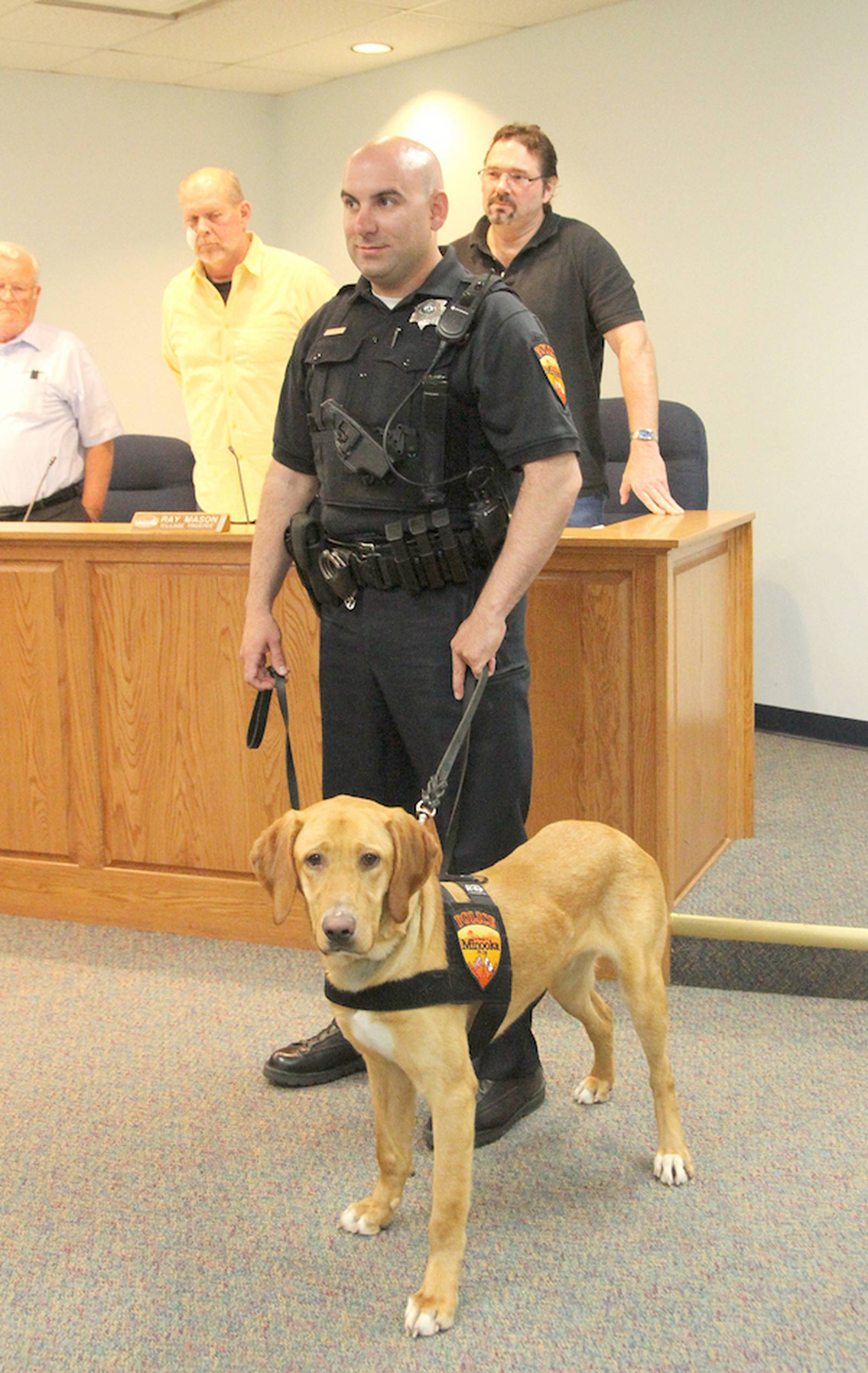 Minooka has three new officers – one a canine – Shaw Local