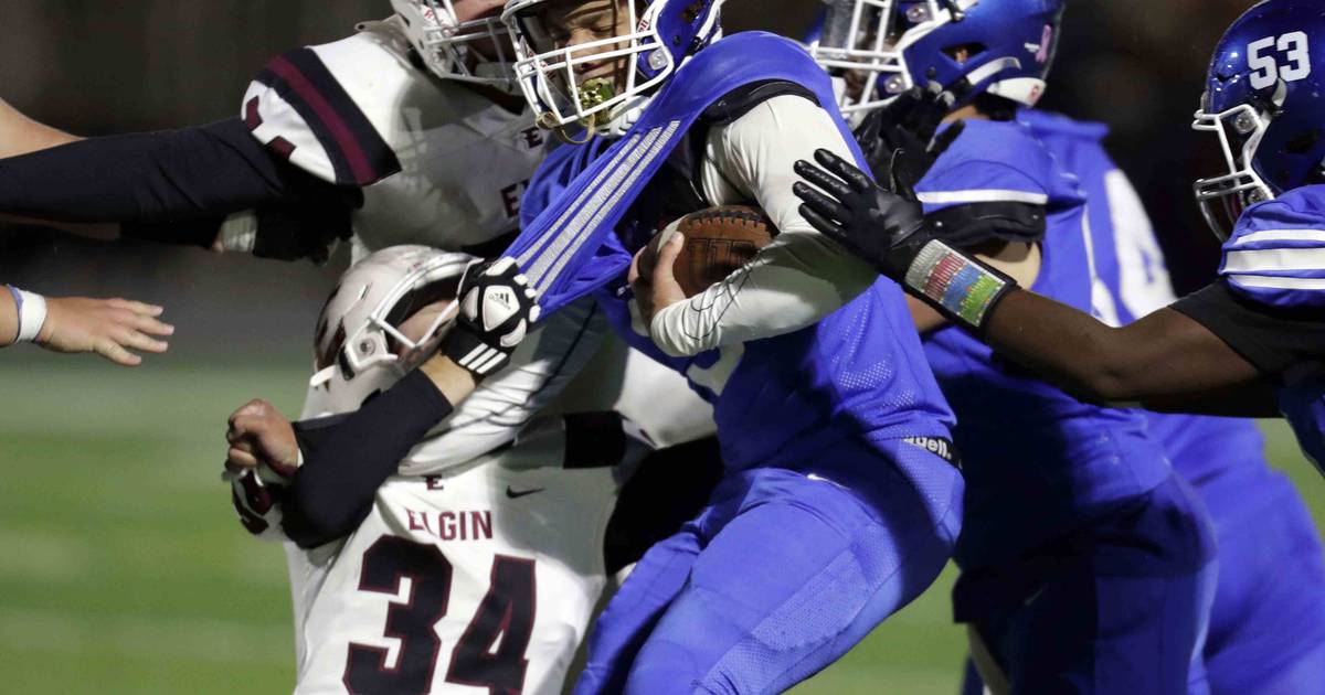 Photos: Elgin vs. Larkin in Week 8 Football – Shaw Local