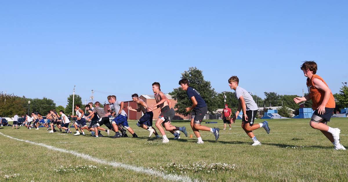Photos: Fieldcrest football camp – Shaw Local