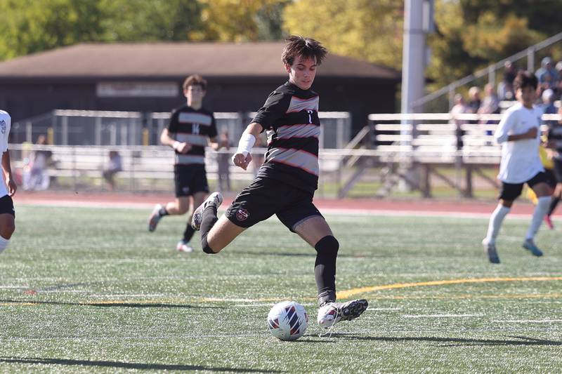 Photos: TF North vs. Lincoln-Way Central Regional Soccer – Shaw Local