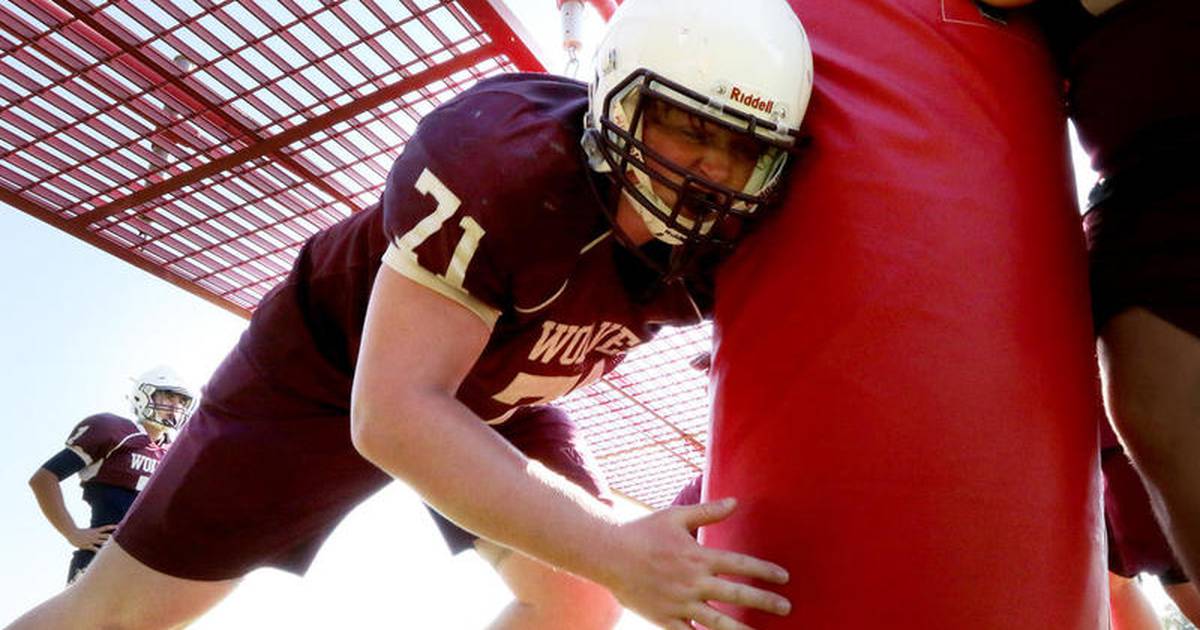High school football: Prairie Ridge offensive line takes on new look ...