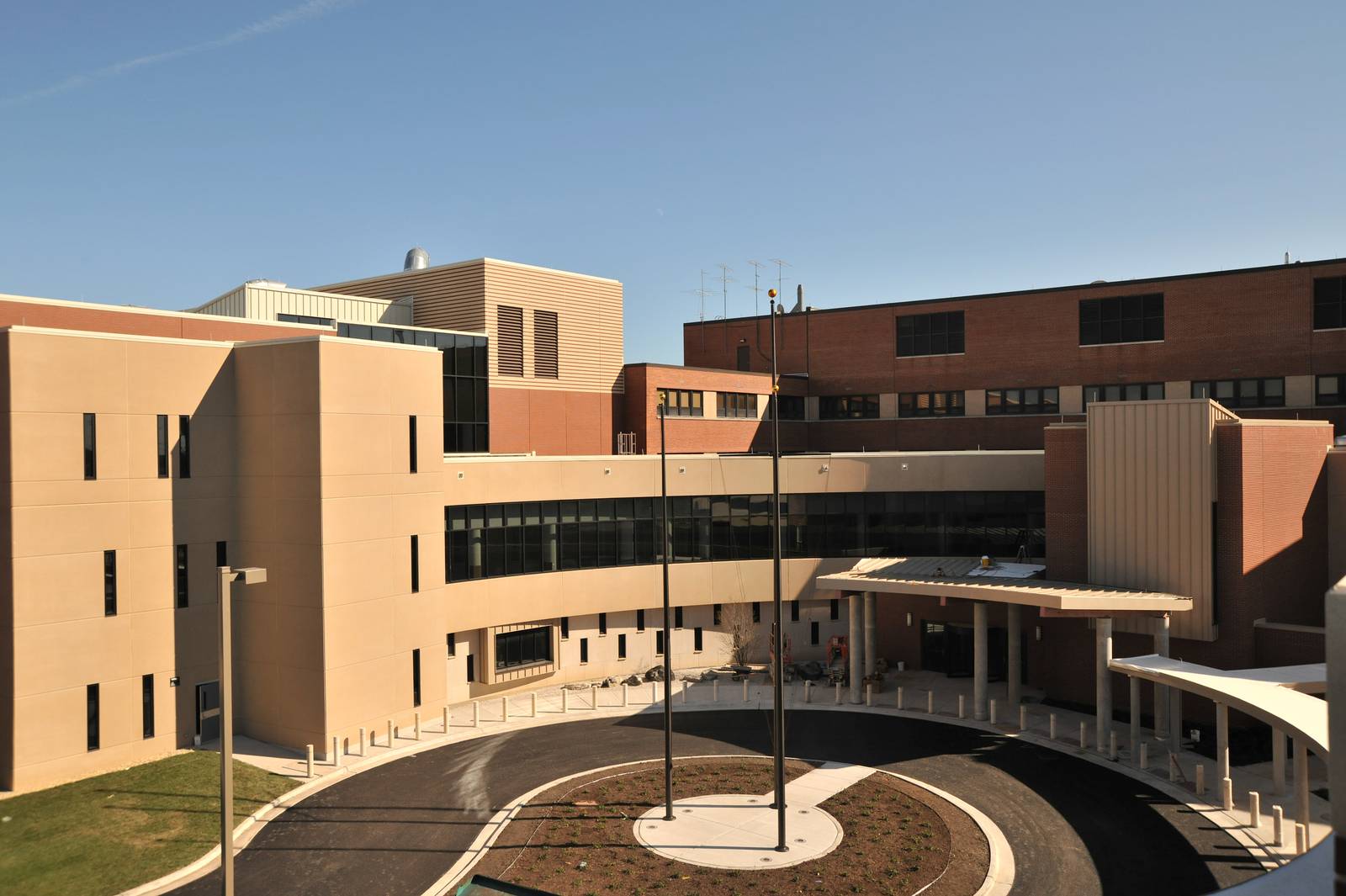 Lovell Federal Health Care Center expands vaccination eligibility ...