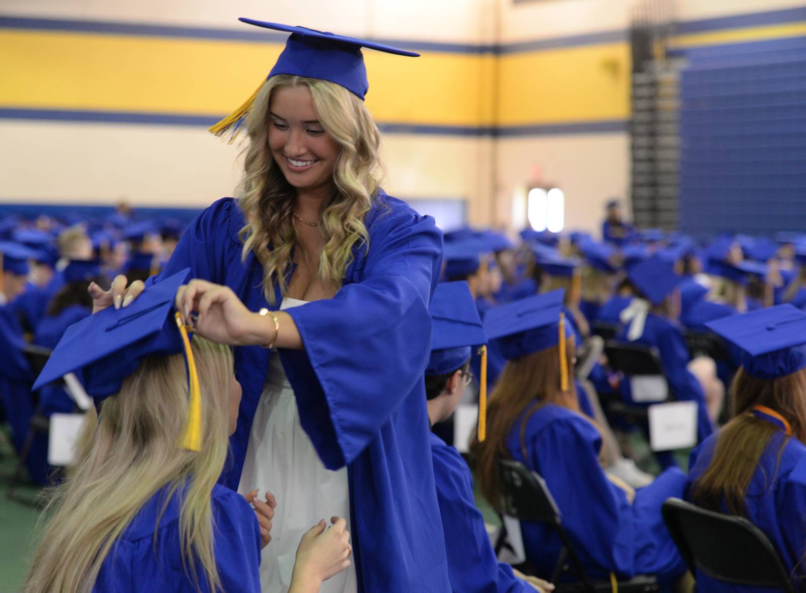 Photos: Lyons Township Class of 2024 celebrates graduation – Shaw Local