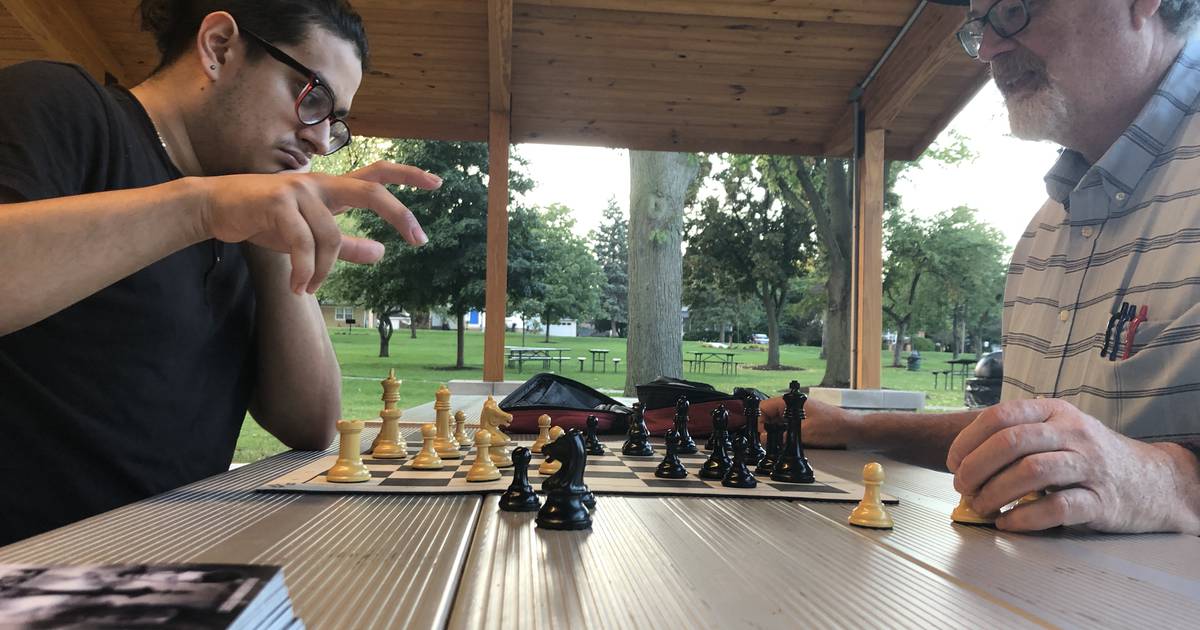 Who is playing chess at McHenry’s Veterans Memorial Park? – Shaw Local
