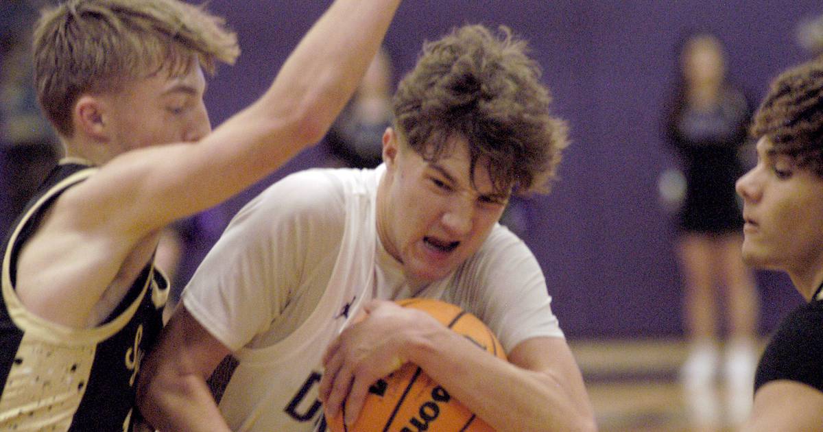 Second-quarter surge sends Sycamore past Dixon – Shaw Local