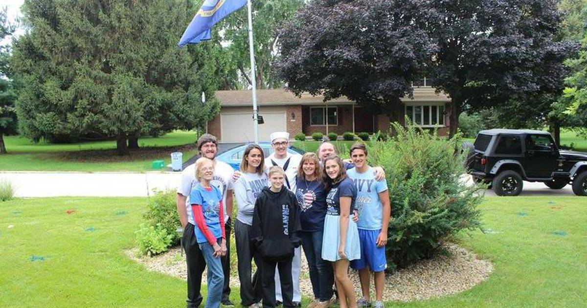 Crystal Lake community rallies around Keene family after fire – Shaw Local