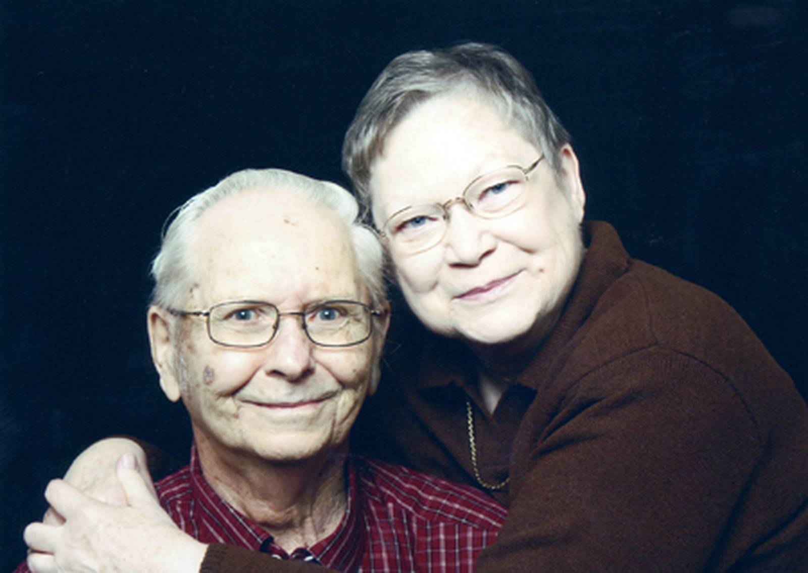 Woolleys note 55th wedding anniversary – Shaw Local