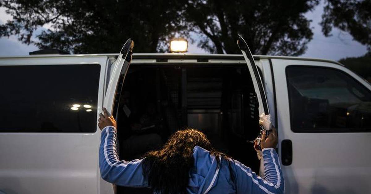 Ice Raids Targeting Migrant Families Slated To Start Sunday In Major U