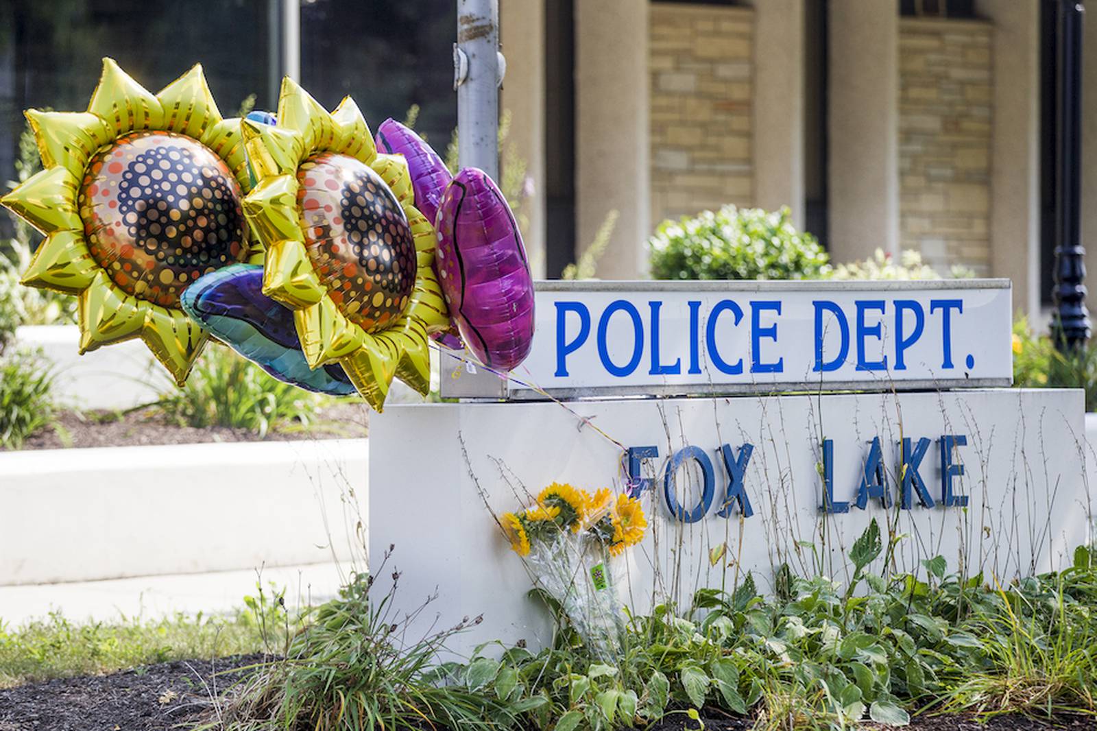 Timeline of Fox Lake police shooting, manhunt, investigation – Shaw Local